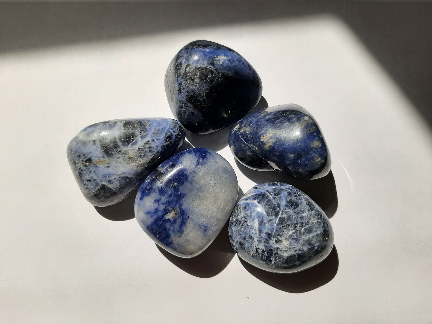 Sodalite unites logic with intuition. - Saralee Hofrichter
